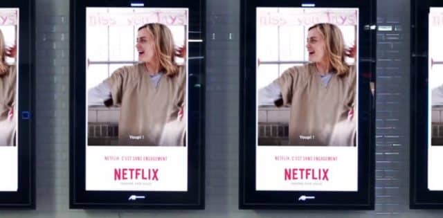 Netflix lança campanha outdoor com GIFs de filmes e séries na França