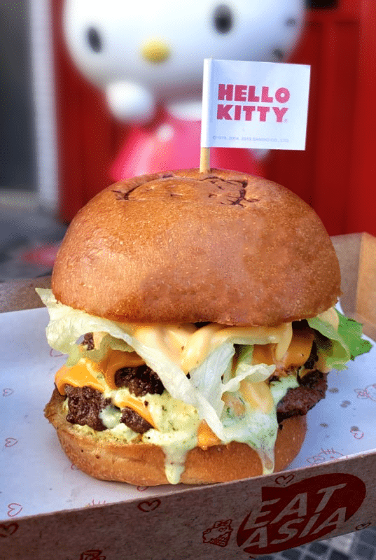 Eat Asia + Hello Kitty lançam hambúrguer especial para o Dia do ...