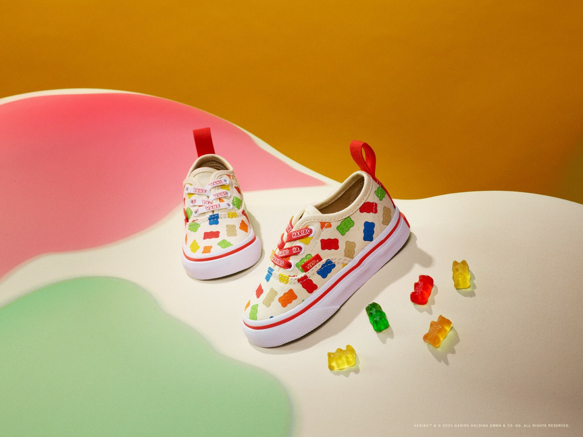 Vans e Haribo lançam coleção inspirada nos ursinhos de ouro - GKPB ...