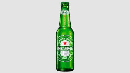 Heineken anuncia long neck retornável - GKPB - Geek Publicitário