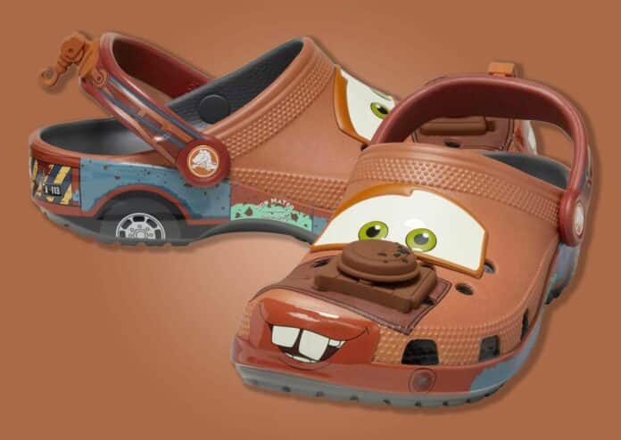 Crocs lança Clogs inspirada em Mate, de 'Carros' - GKPB - Geek Publicitário