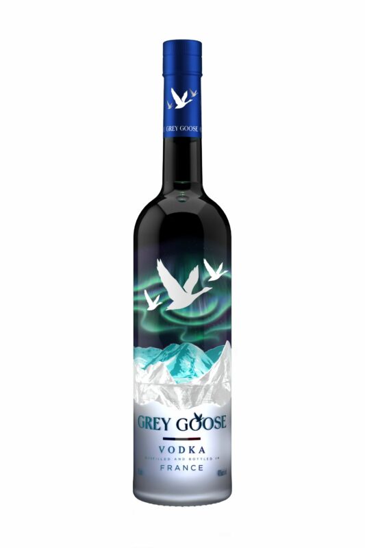Grey Goose Night Vision: marca lança garrafa inspirada na Aurora Boreal ...
