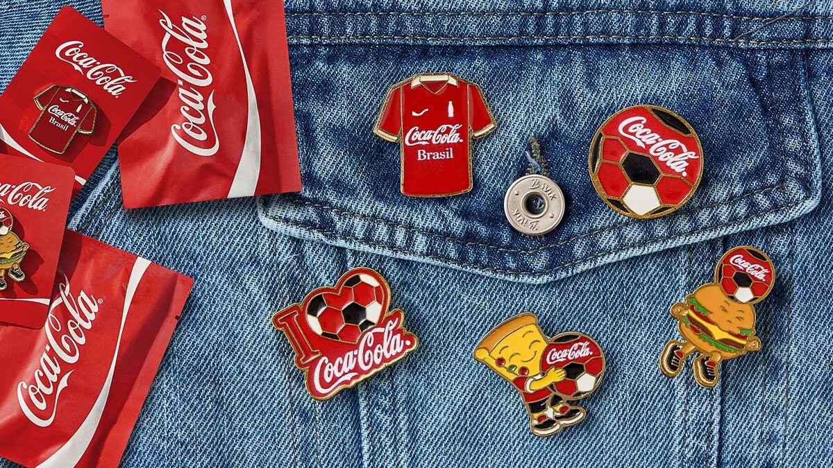 Coca-Cola traz pins colecionáveis para Copa do Mundo - GKPB - Geek ...